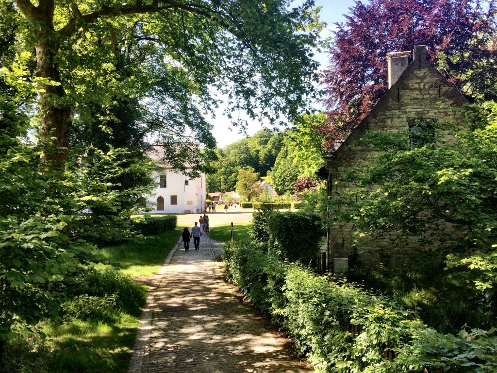 Rouge Cloître, where nature meets history and art – Springhill Stories