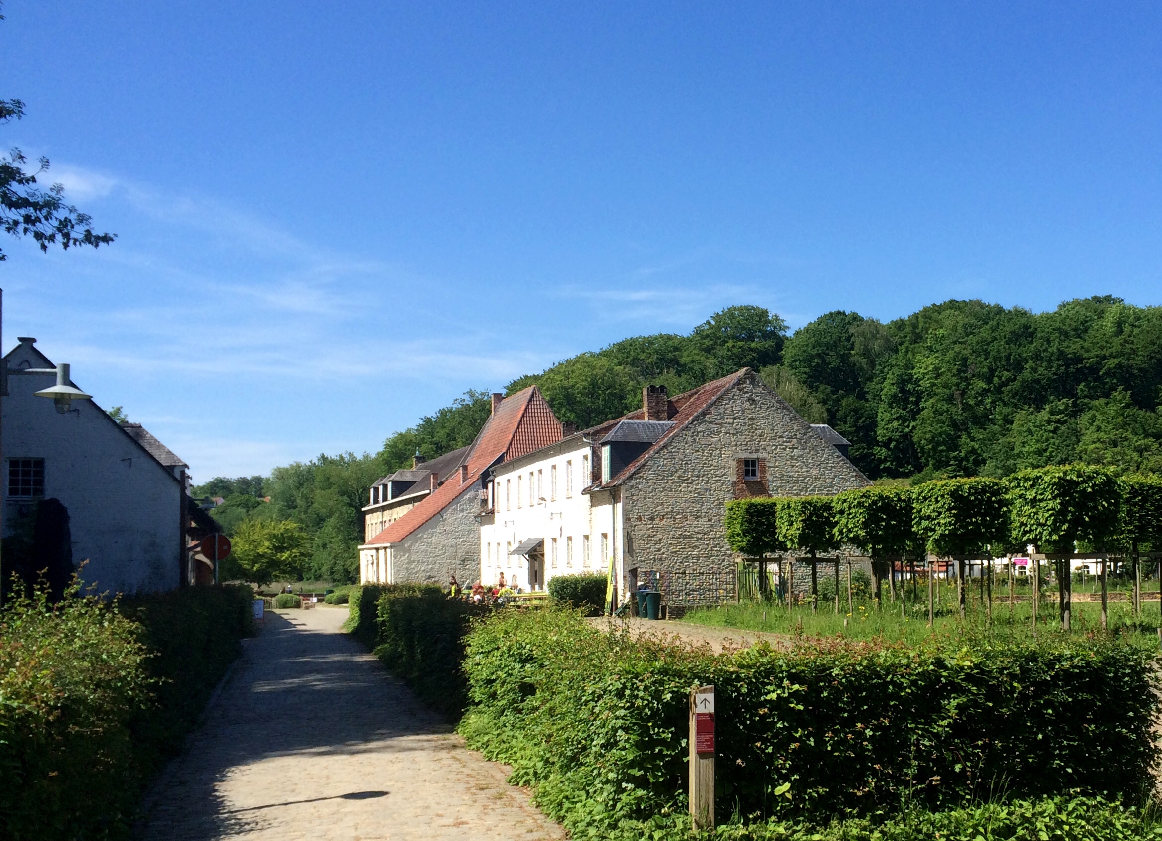 Rouge Cloître, where nature meets history and art – Springhill Stories